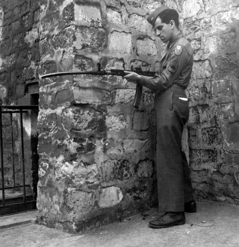 Nazi Secret Weapon: The Krummlauf StG44 - The Armory Life