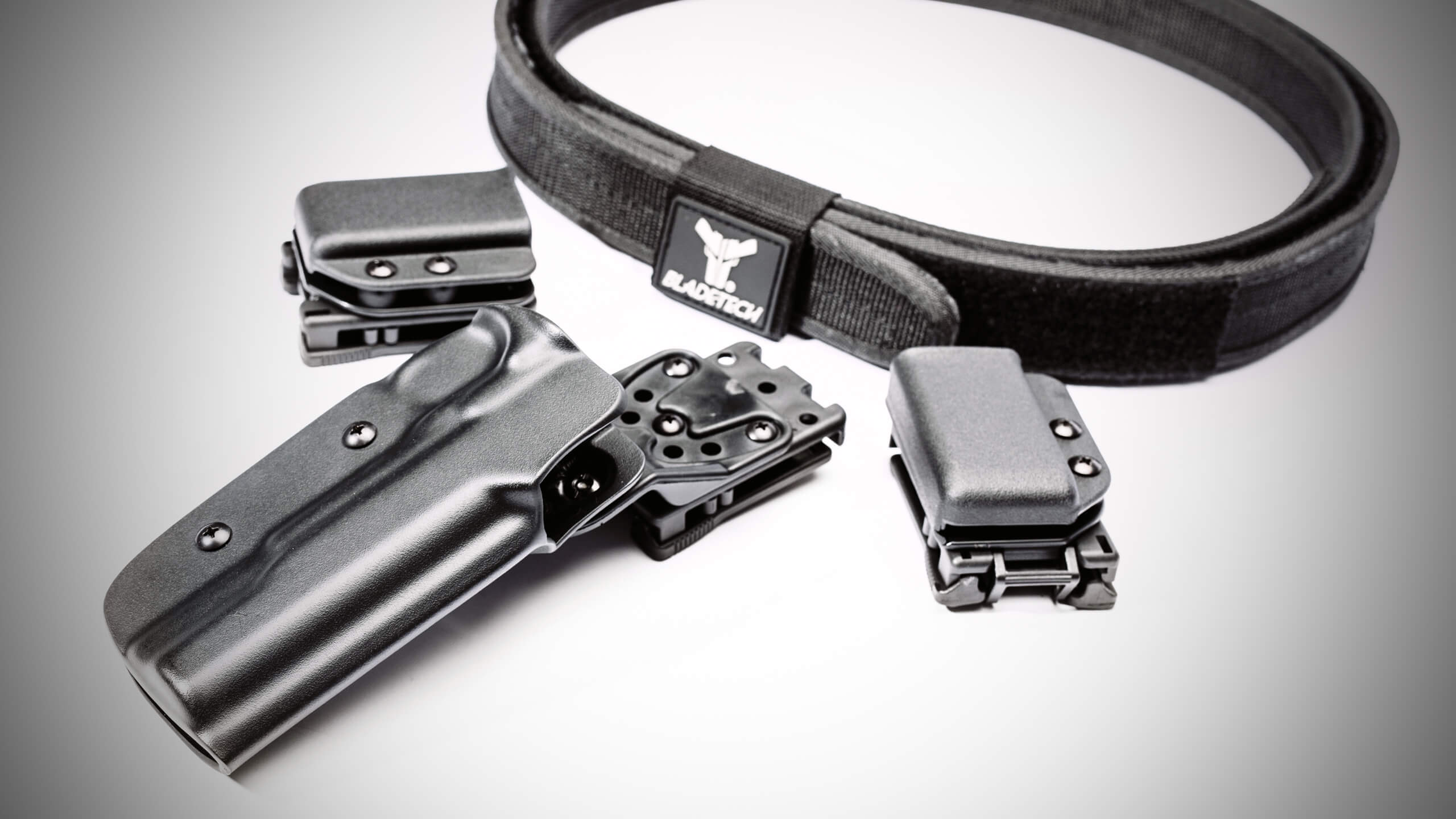 Ayoob: Is This the Best 1911 Carry Rig? - The Armory Life