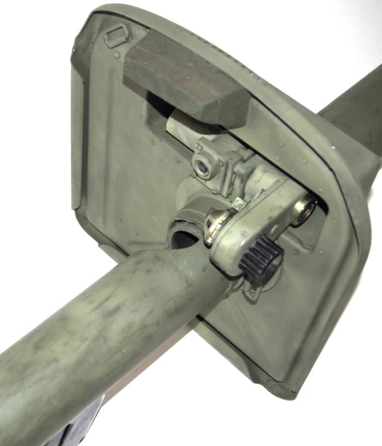 Pint-Sized Tank Buster: French LRAC-50 73mm Bazooka - The Armory Life