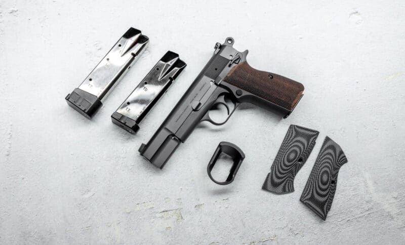 Review: Apex Tactical SA-35 Low-Profile Magwell and Extra-Capacity Mags ...