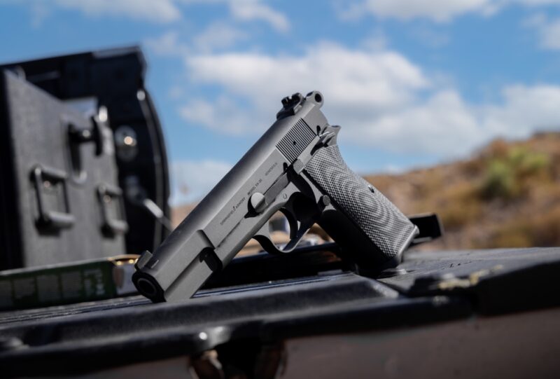 Review: Apex Tactical SA-35 Low-Profile Magwell and Extra-Capacity Mags ...