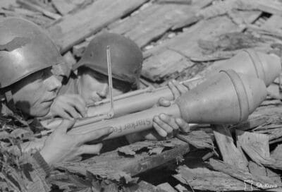 Panzerfaust — The Story of Germany’s “Tank Fist” - The Armory Life