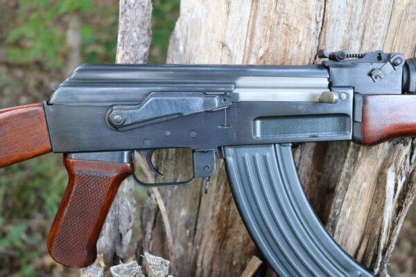 AKM vs. AK-47: What’s the Difference? - The Armory Life
