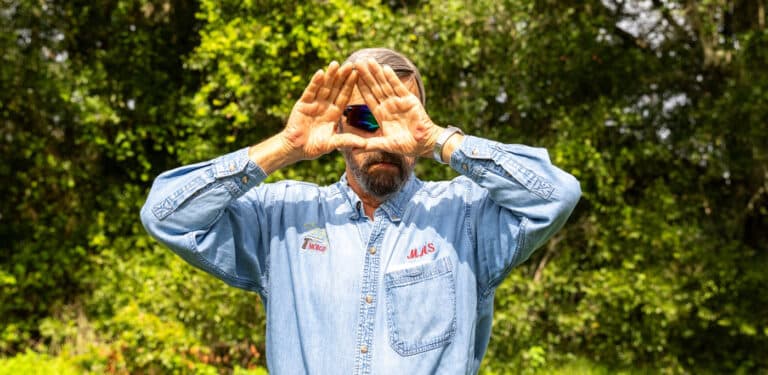 How to Determine Eye Dominance - The Armory Life