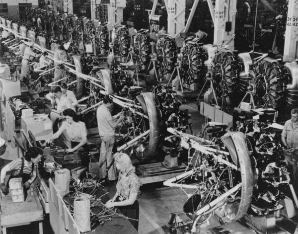 Douglas SBD Dauntless: America’s Carrier Killer - The Armory Life