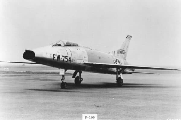 F-100 Super Sabre: A Supersonic Coffin? - The Armory Life
