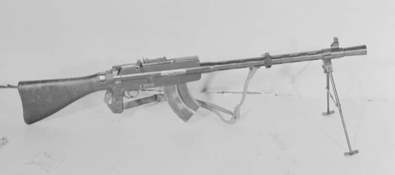 Lahti-Saloranta M/26 Light Machine Gun — Finland’s Proto-Assault Rifle ...
