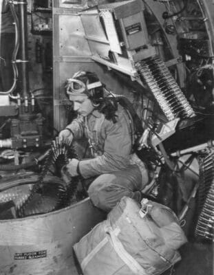 B-17 Gunners vs. Luftwaffe - The Armory Life
