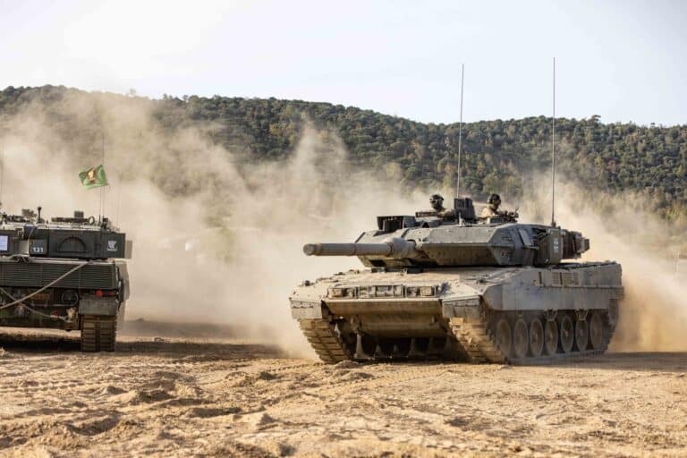 Germany’s Leopard 2 Main Battle Tank - The Armory Life