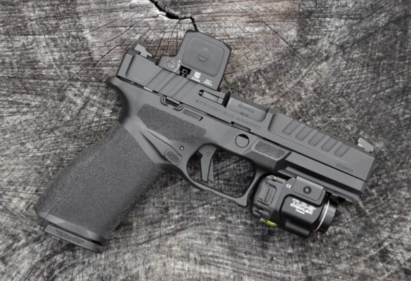 Trijicon RCR Review — Best Closed Emitter Red Dot Sight? - The Armory Life