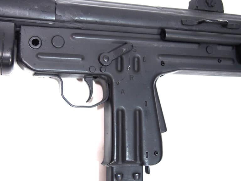 FMK-3 Submachine Gun — Argentina’s Uzi? - The Armory Life