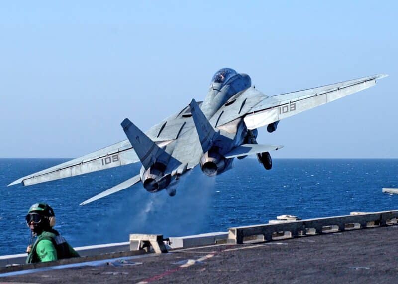 Grumman F-14 Tomcat — America’s Carrier Based Variable-Sweep Wing ...