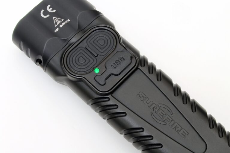 SureFire Stiletto Pro II Review — Bright Everyday Carry Flashlight ...