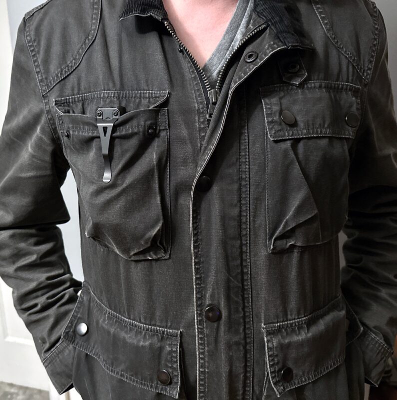 SureFire Stiletto Pro II Review — Bright Everyday Carry Flashlight ...