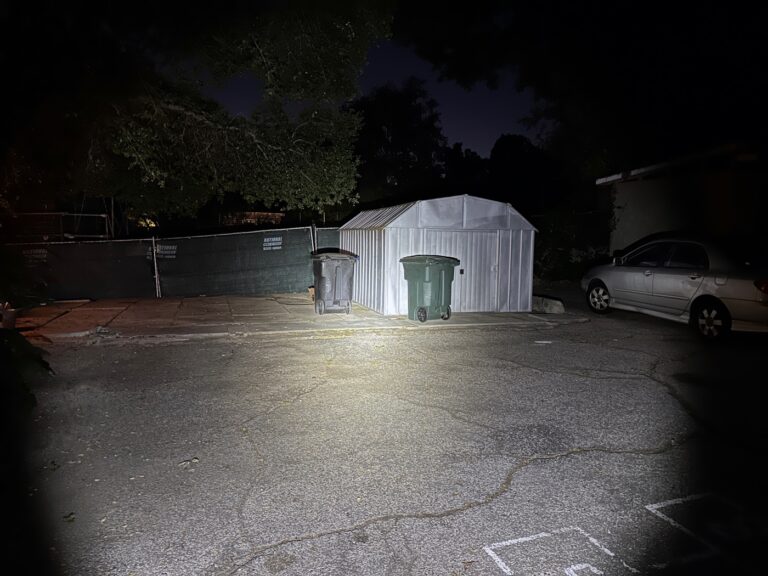 SureFire Stiletto Pro II Review — Bright Everyday Carry Flashlight ...