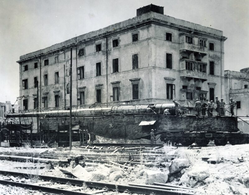 Anzio Annie — The German Krupp K5 Railway Gun - The Armory Life