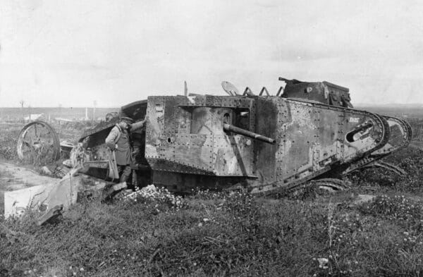 British Mark I Tank — World War I Changed Everything - The Armory Life