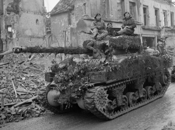 Sherman Firefly — The British Tiger Killer - The Armory Life