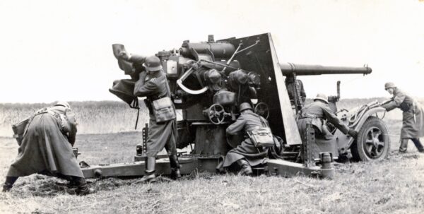 Germany’s Edge — The Dual-Purpose 88mm Gun - The Armory Life