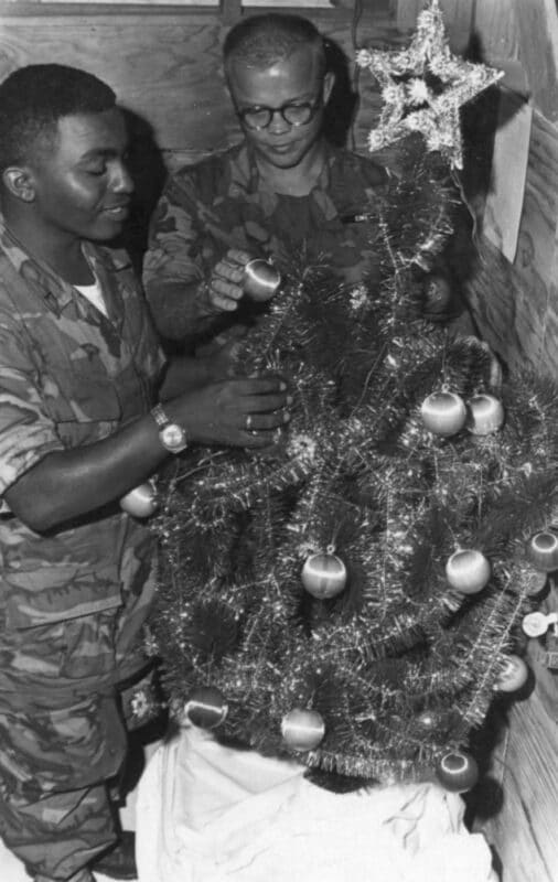 Capt. Dale Dye: Christmas at the Con Thien “Hill of Angels” - The ...