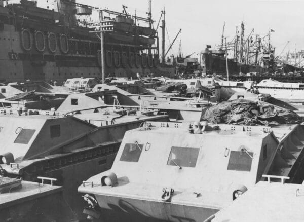 Roebling Alligator: Unexpected USMC Advantage - The Armory Life