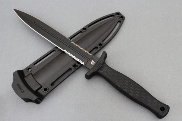 Get to Know Schrade in Three Knives - The Armory Life