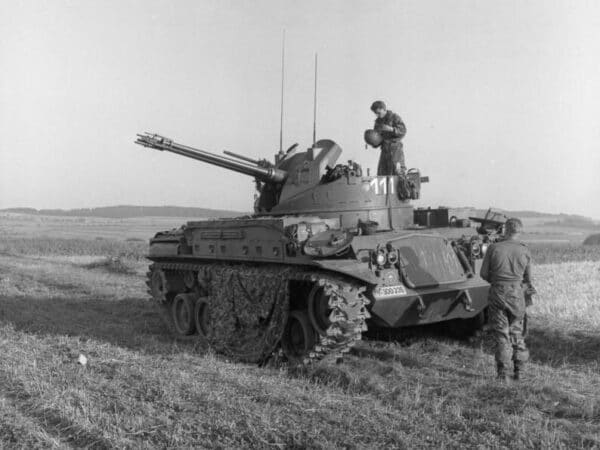 M42 Duster — From Fighting Jets to Battling Guerrillas - The Armory Life