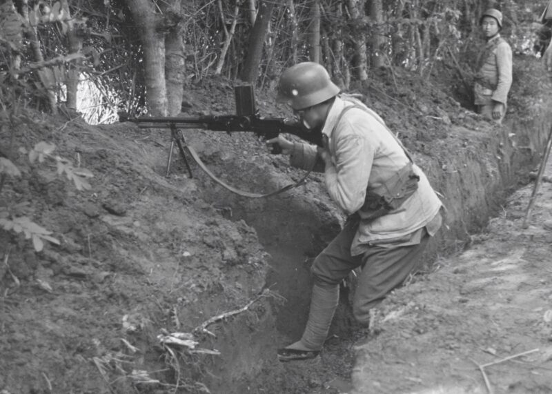 Czech ZB vz. 26 Light Machine Gun - The Armory Life