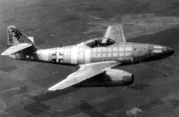 Messerschmitt Me 262: Last Hope of the Luftwaffe? - The Armory Life
