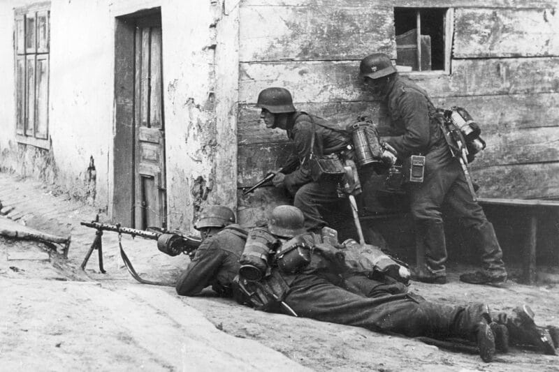 Physics of the Roller-Delayed Kuna - The Armory Life