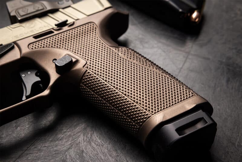 Review: Icarus A.C.E. Echelon Grip Module - The Armory Life