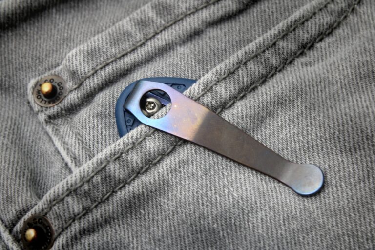 Do You Need a “Deep Carry” Clip? - The Armory Life