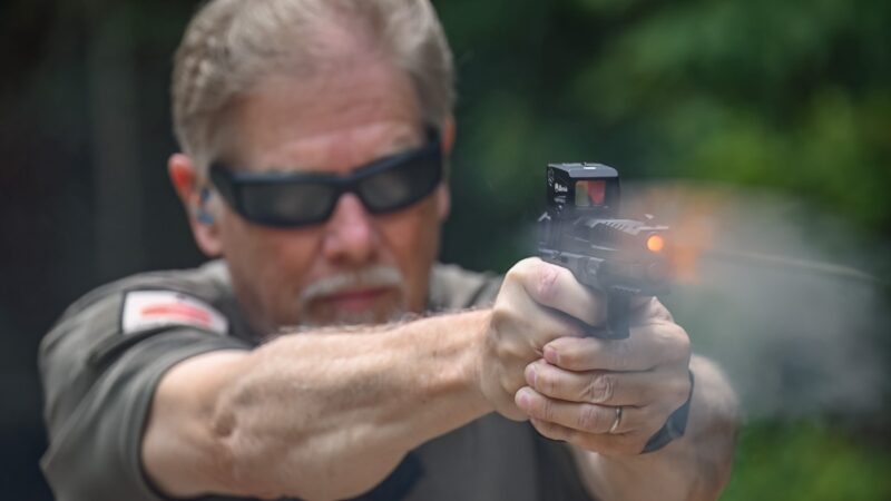 Burris FastFire E: Enclosed Optic with No Sacrifices? - The Armory Life