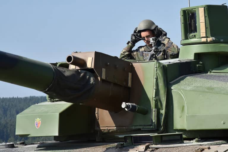 France’s Leclerc Tank - The Armory Life