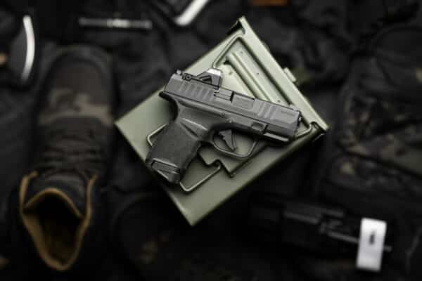 Review: Springfield Hellcat .380 ACP - The Armory Life