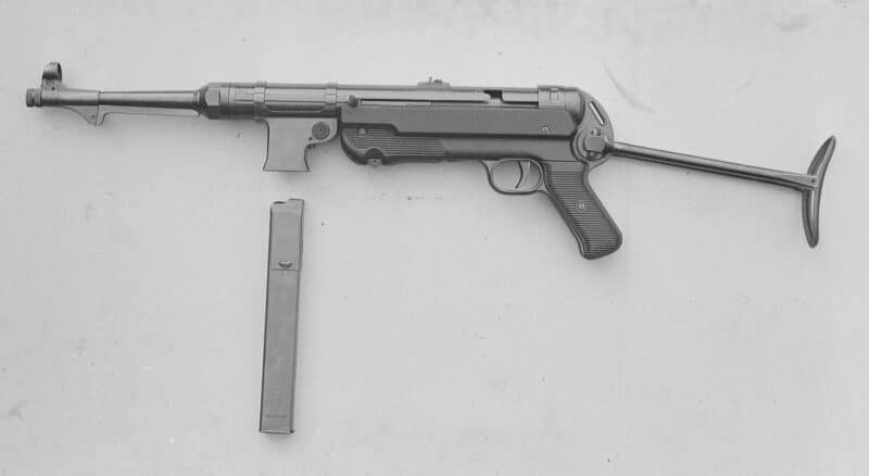 Open Bolt vs. Closed Bolt - The Armory Life